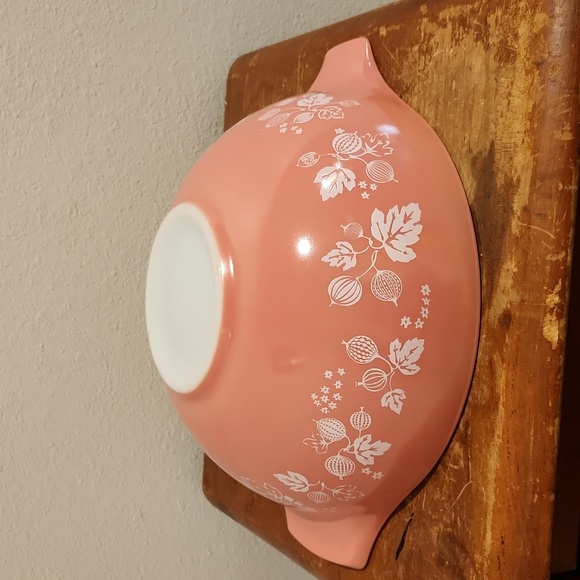 Pyrex | Kitchen | Pyrex Pink Gooseberry Cinderella Bowl 444 Benefits ...